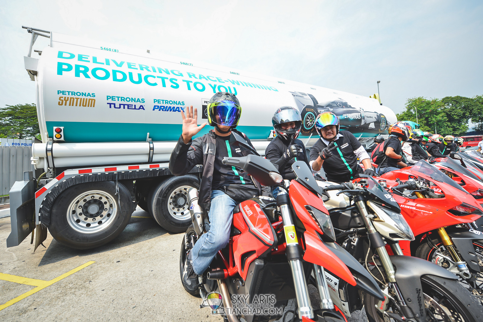 New PETRONAS Primax 97 now with Euro 4M #‎PrimaxAcceleration‬