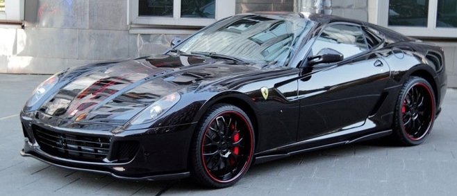 Gambar Mobil Ferrari Warna Hitam