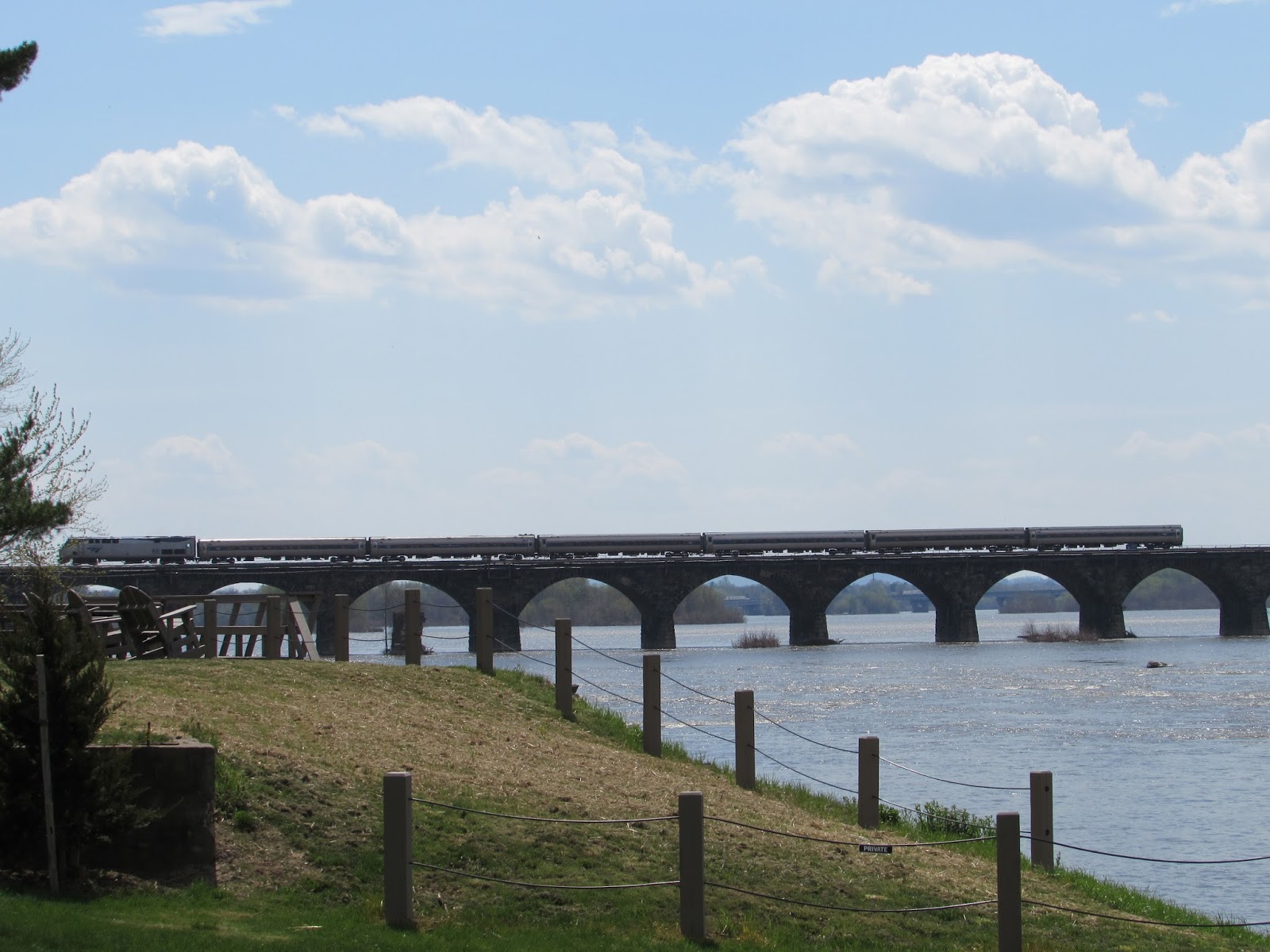 Rockville Bridge: World's Longest Stone Masonry Arch Rail Bridge ...