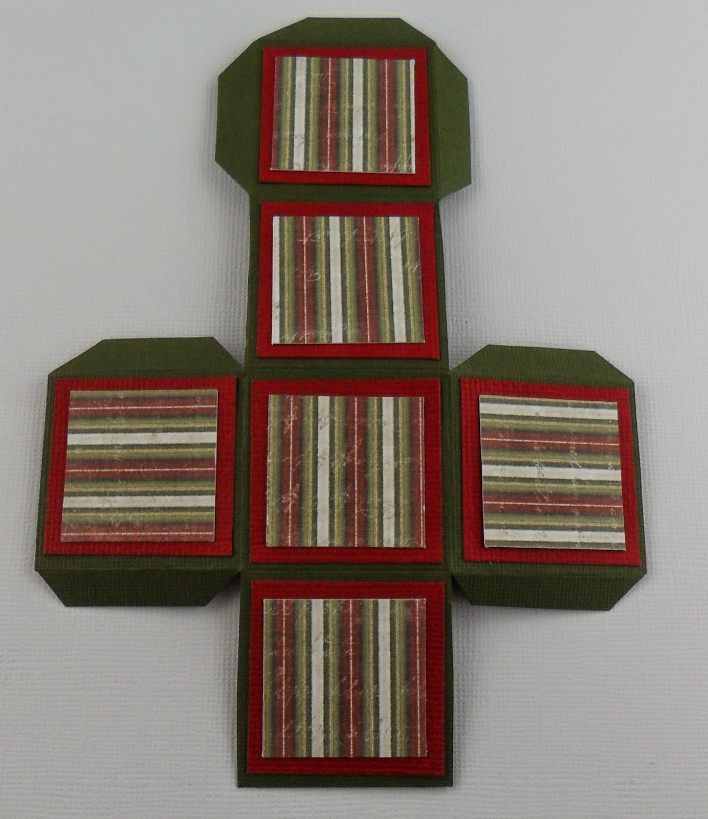 JenniferD's Blog: Parcel Card Tutorial