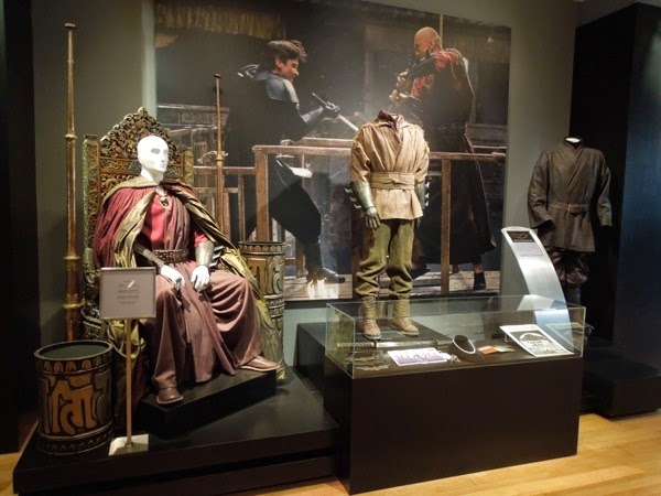 Hollywood Movie Costumes and Props: 75th Anniversary Batman exhibit on ...