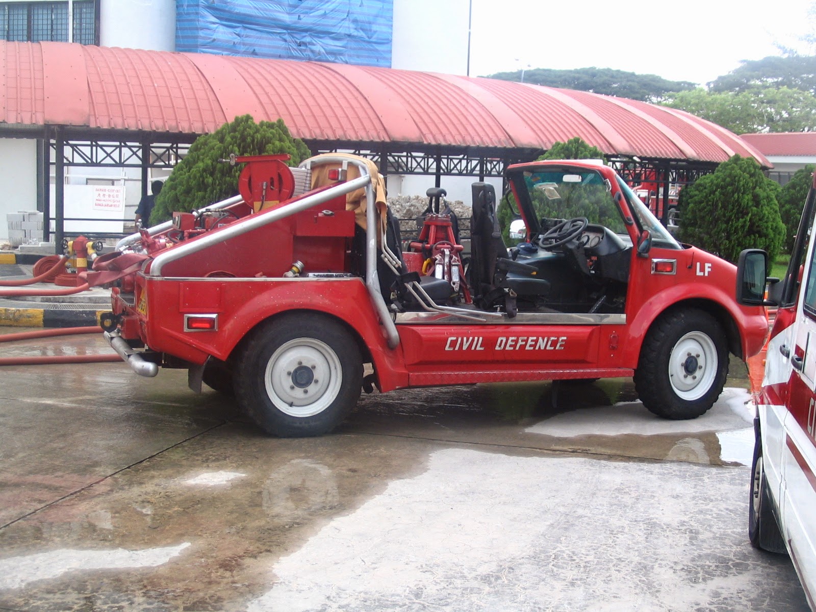 Civil Defence of Malaysia ( CDEF ): Singapore Civil Defence Force Vehicle