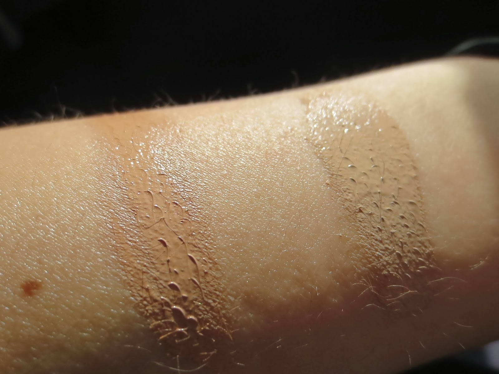 My Sprinkles Of Love: Comparison review - Rimmel Wake me up foundation ...