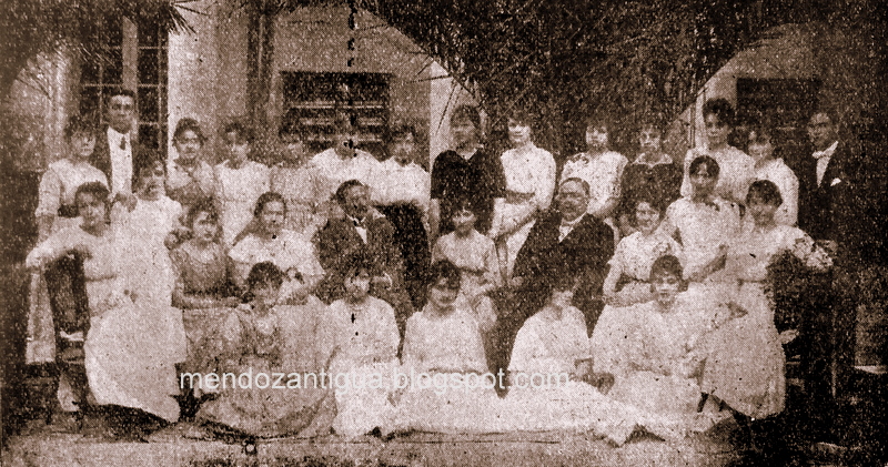 Maestras Egresadas en el año 1918, del Colegios Normal (Mendoza ...