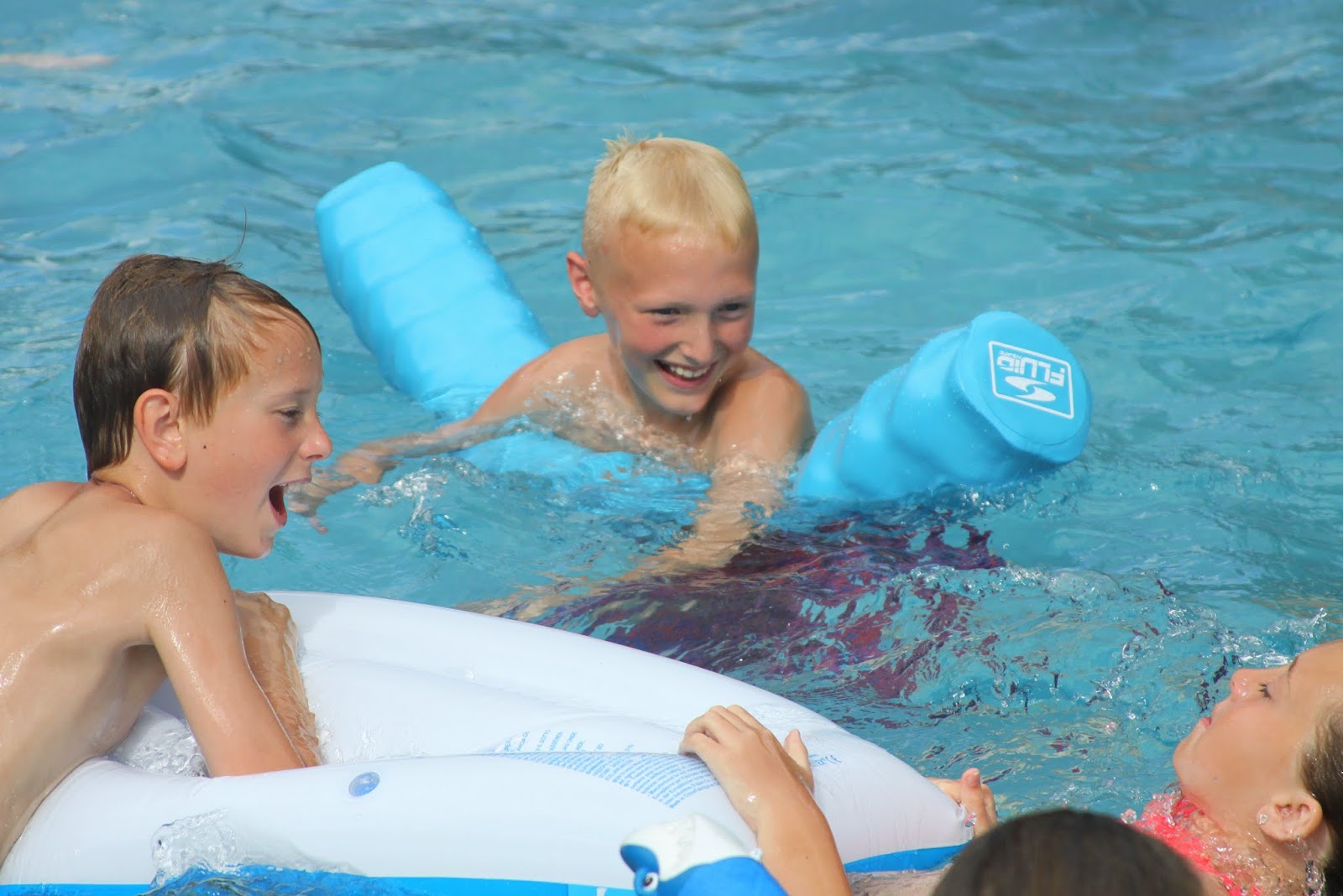 The Jenkins Family: 4th grade pool party