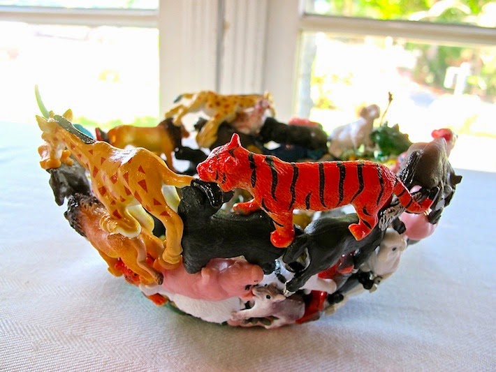 20 Cool Ways to Upcycle Plastic Toys | thee Kiss of Life Upcycling