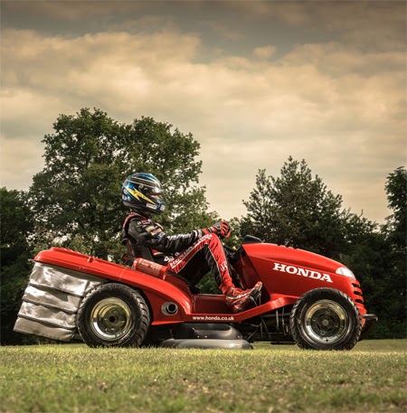 Amazing 2013: Fastest lawn mower in the world