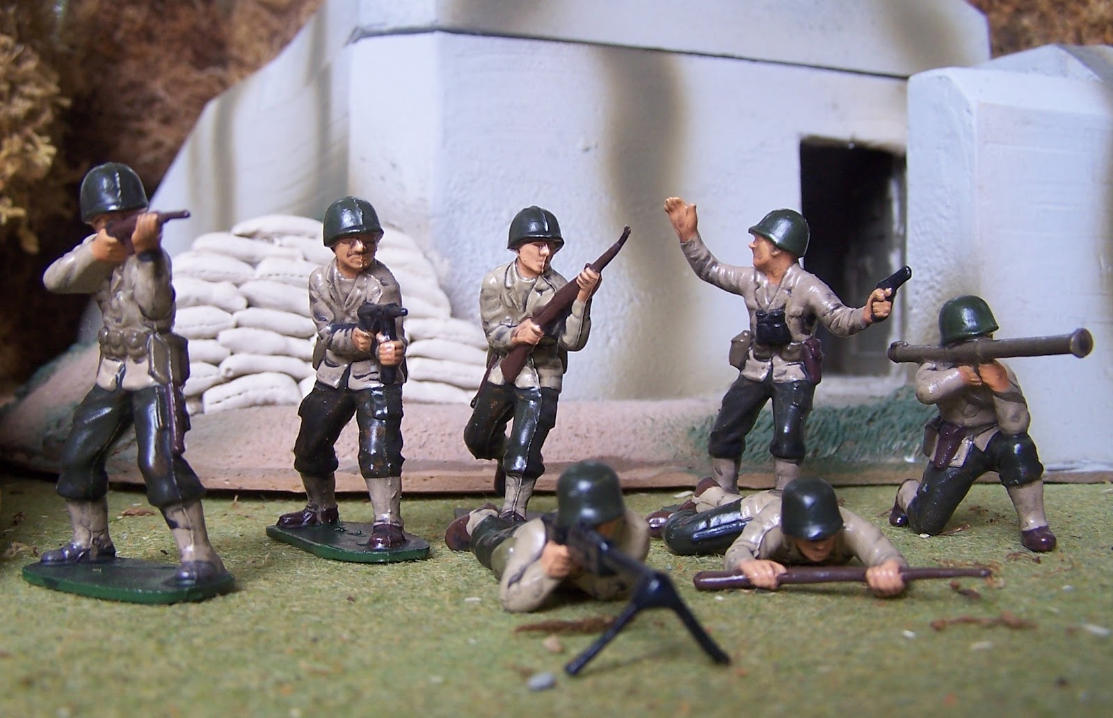 WWII Plastic Toy Soldiers: Airfix - Toy Soldiers