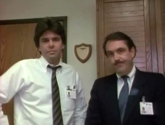 TREMENDO TIME: DEMON COP (1990)