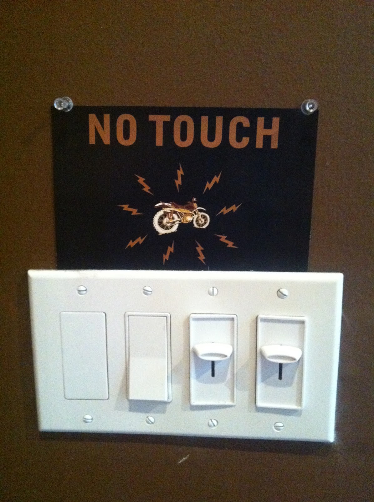 DicE Magazine: See See Coffee & Motorcycles.