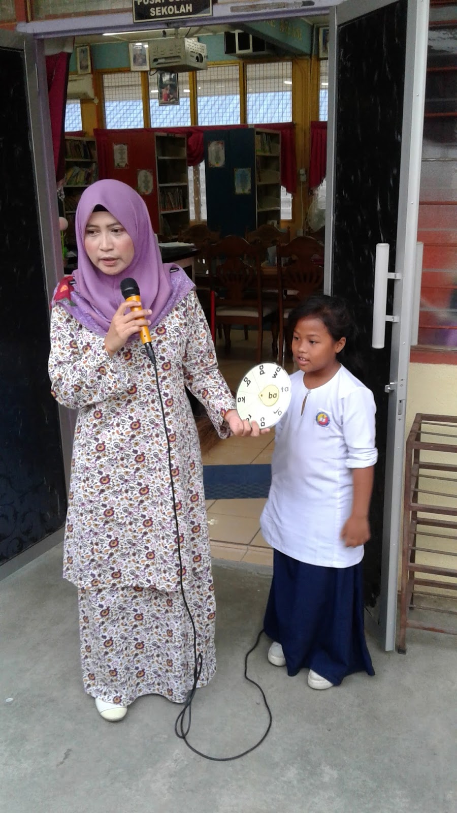 Sekolah Kebangsaan Tun Abdul Razak: Bacaan Pagi 10/3/17 : Kad bulatan ...