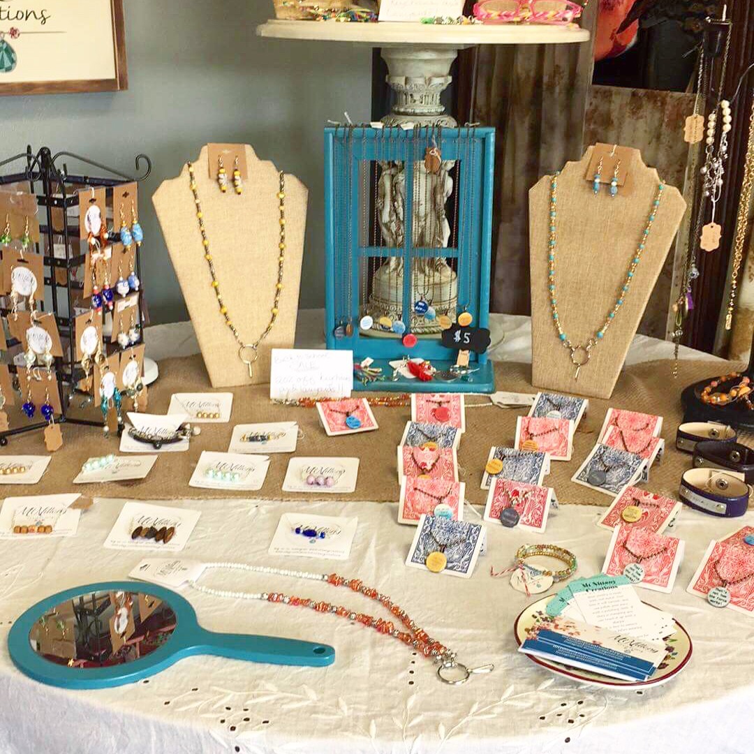 Handcrafted Artisan: Holiday Art Charity Box is back!