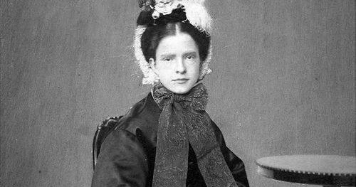 História em Imagens: D. Maria Pia, Rainha de Portugal