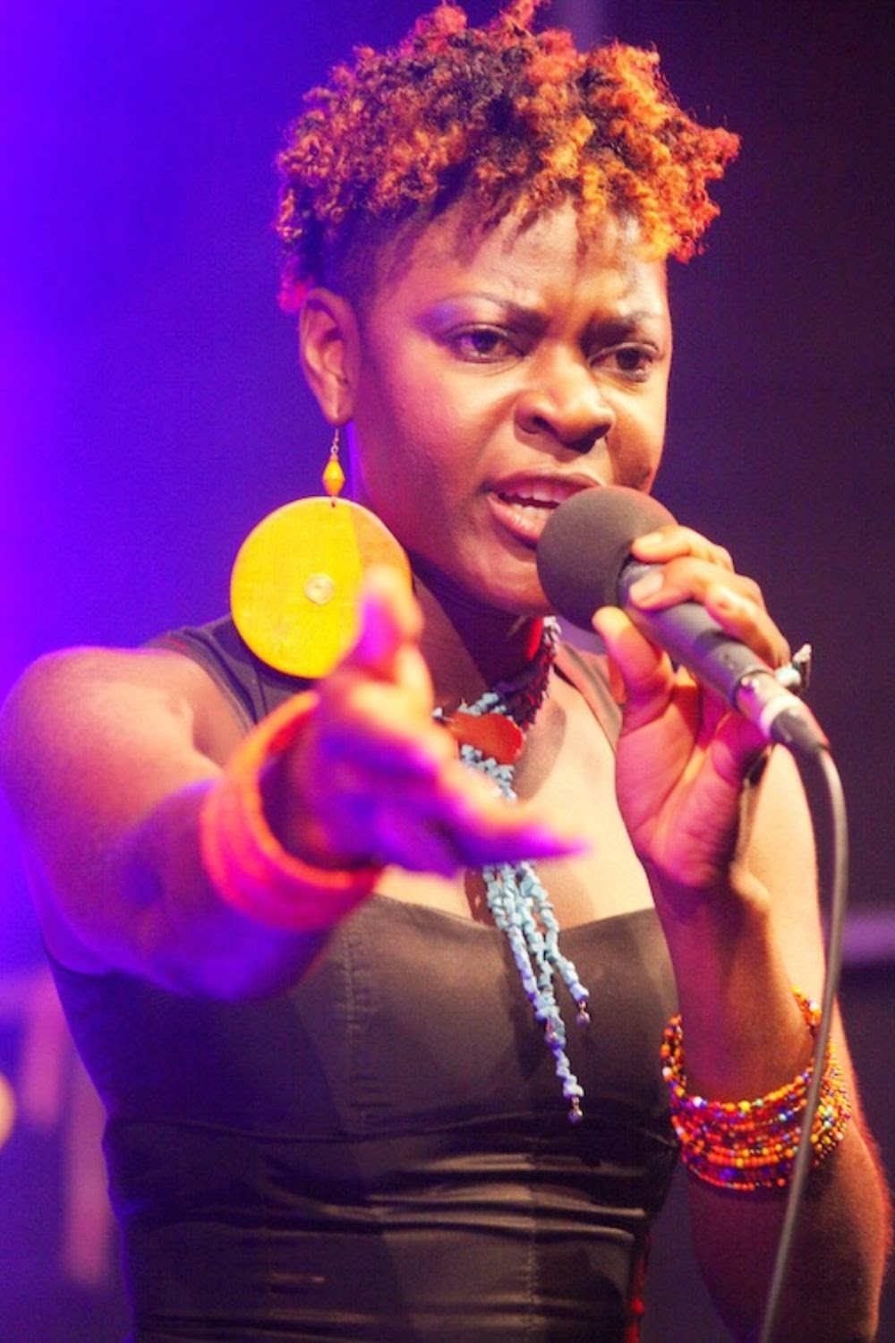 Reggaediscography: BRINA - DISCOGRAPHY: (Reggae Singer)