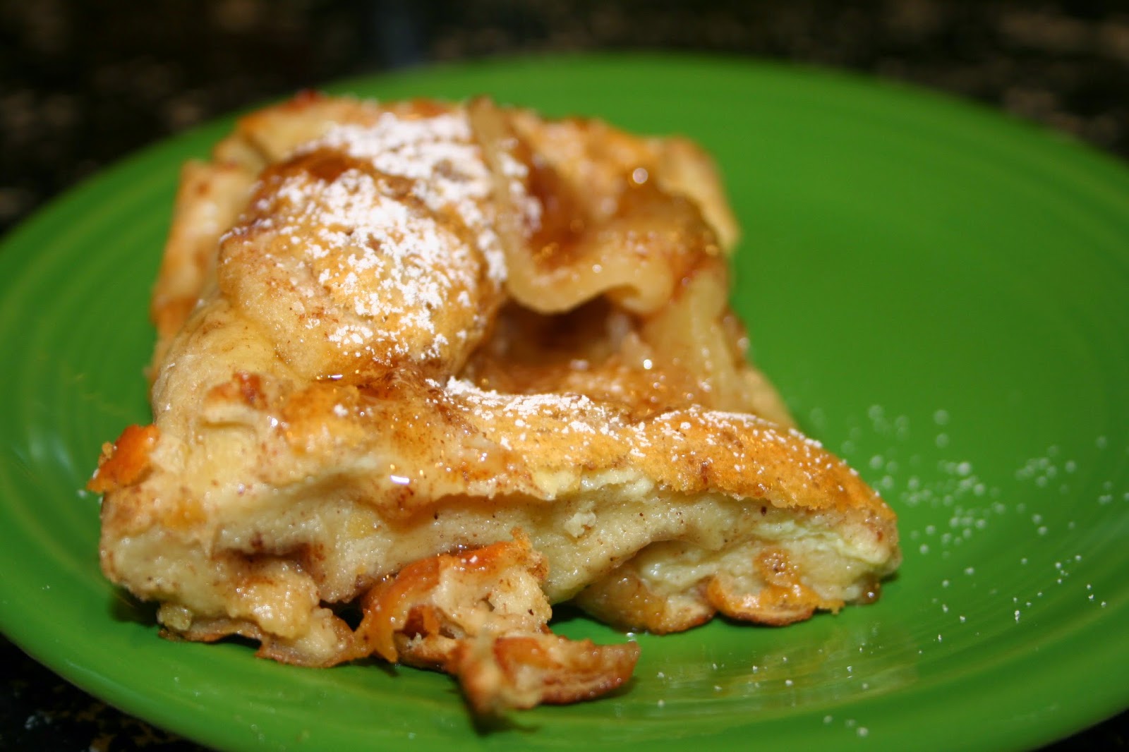 Tricia's Simply Tasteful Recipes: German Cinnamon-Apple Puff Pancake