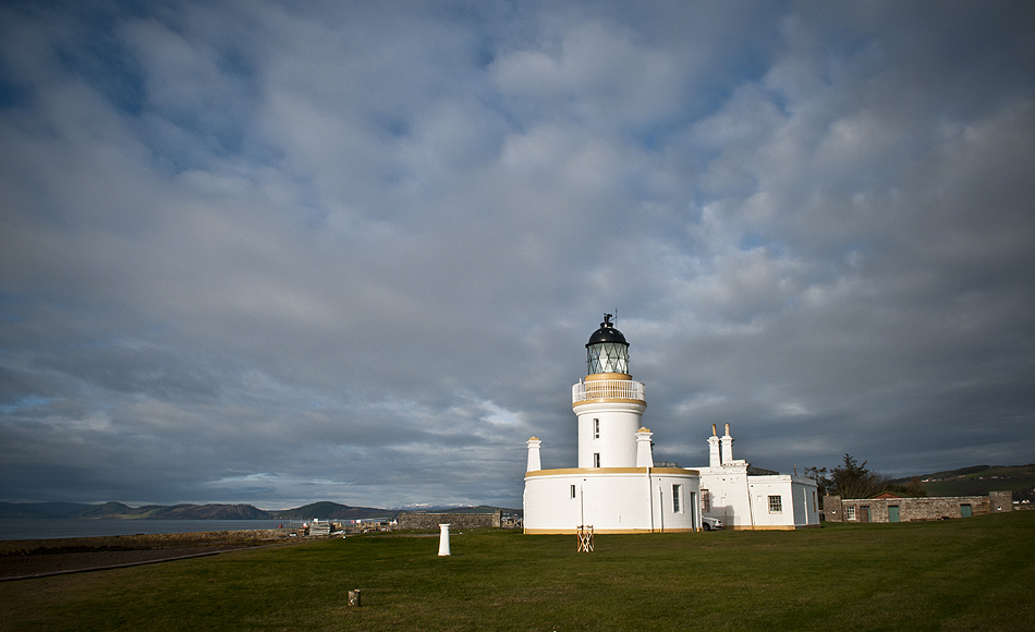 Around Scotland: DOLPHINS OF CHANONRY POINT