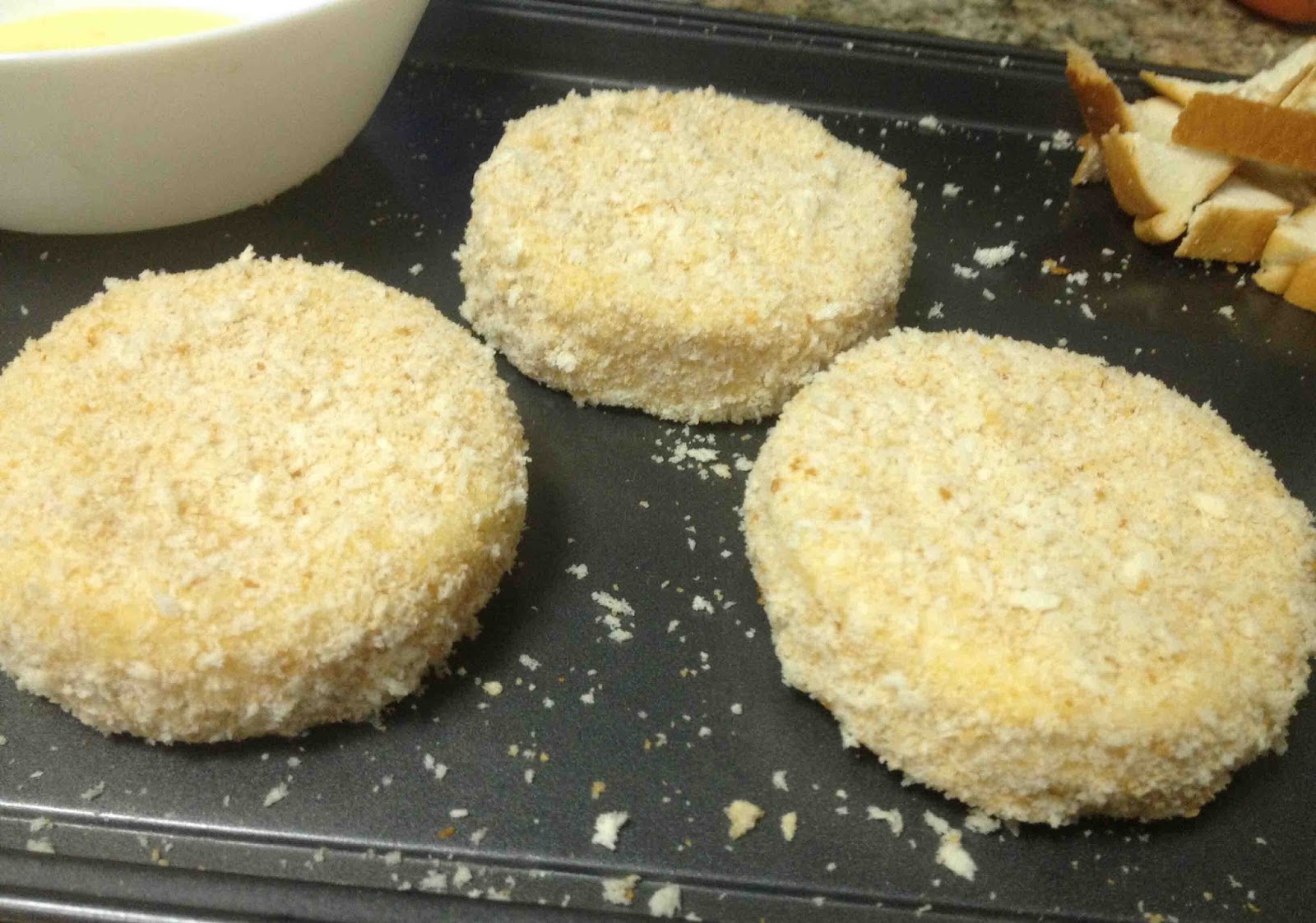 CREATIVE PARTY SNACK IDEAS - COLESLAW SANDWICH