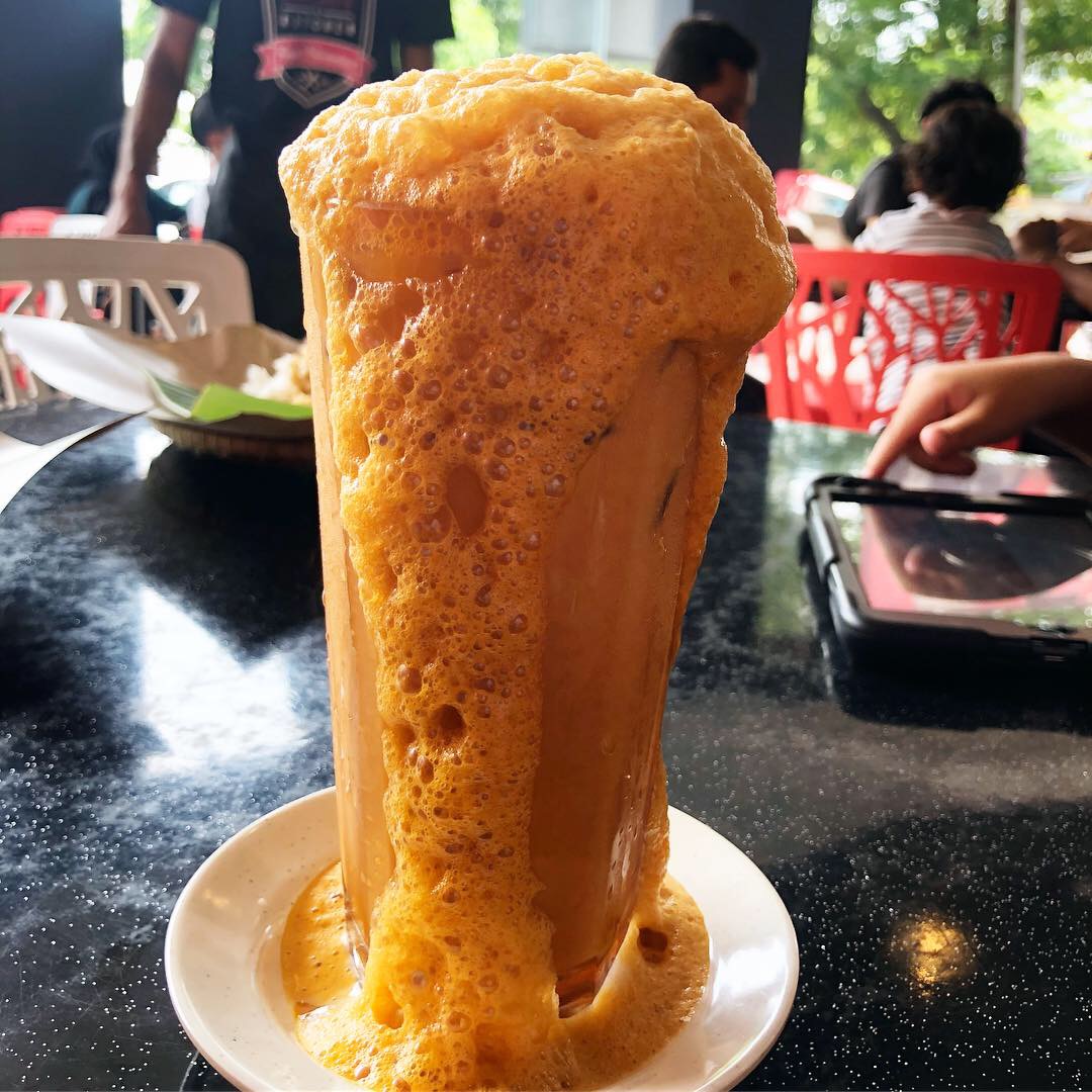 Chooyaya Secret Garden : Teh Jebok and Nasi Kukus King Kelate Kitchen