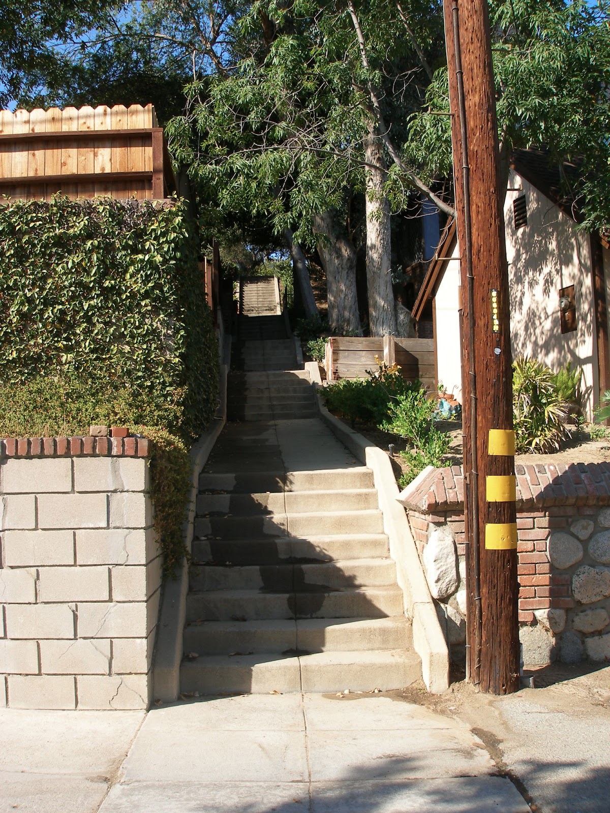 Los Angeles: Climbing the Hidden Stairways: Staircases in Pasadena