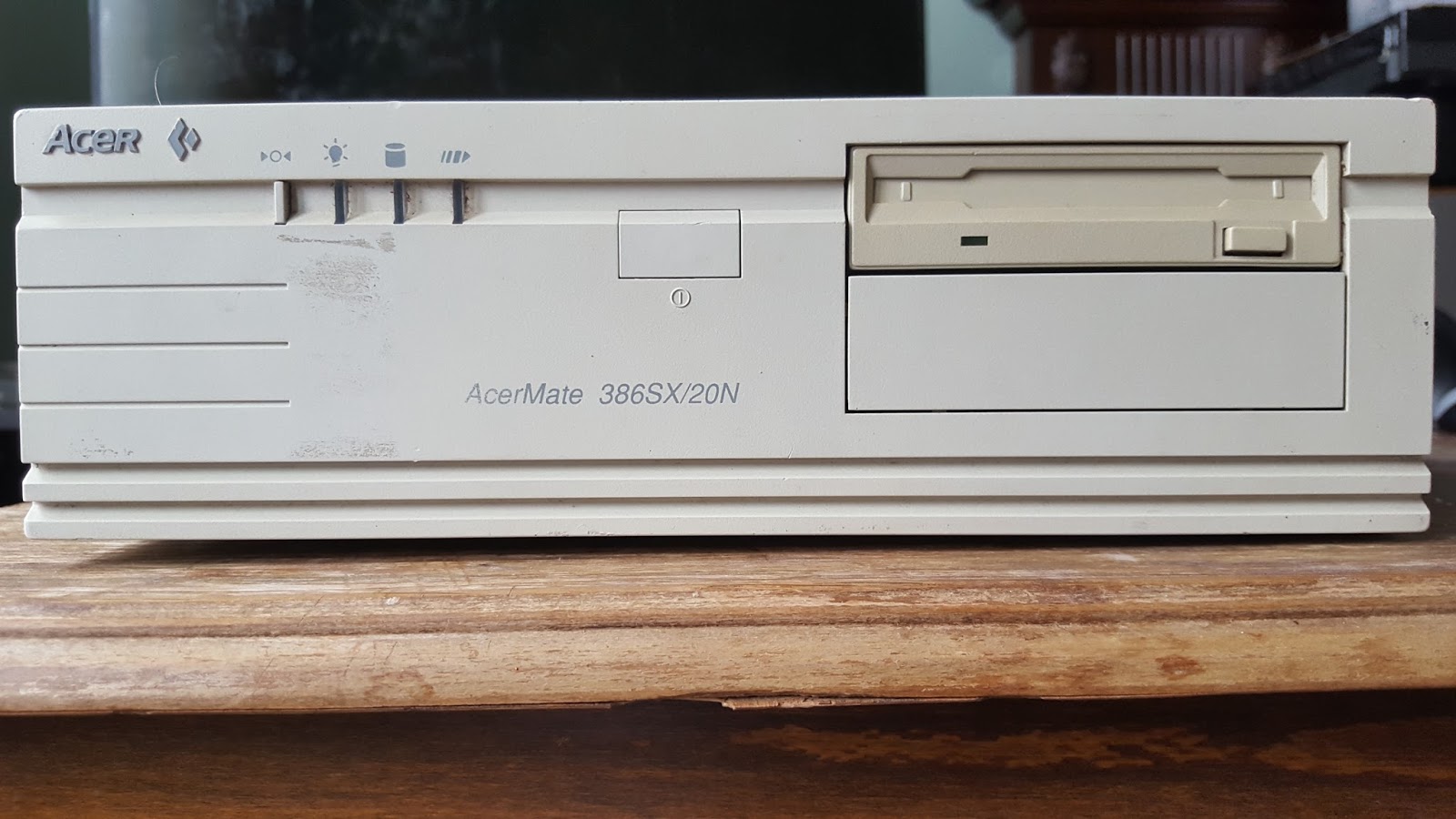 System Profile: Acer AcerMate 386SX/20N [Part One]