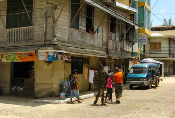 Langyaw: Marinduque (Mt. Malindig - Malbog Hot Spring - Poctoy Beach)