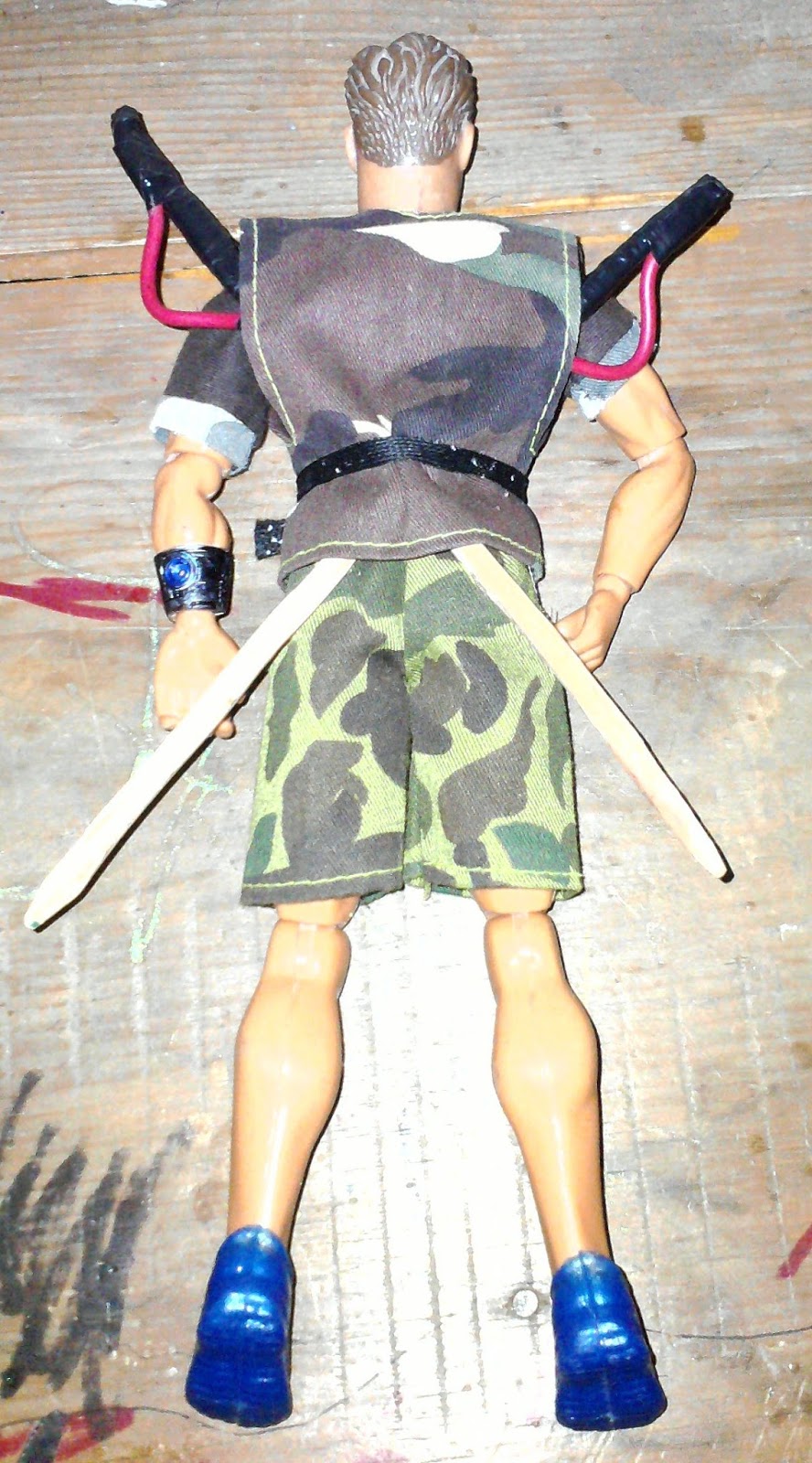 MAX STEEL UNIVERSO : max steel ninja deserto