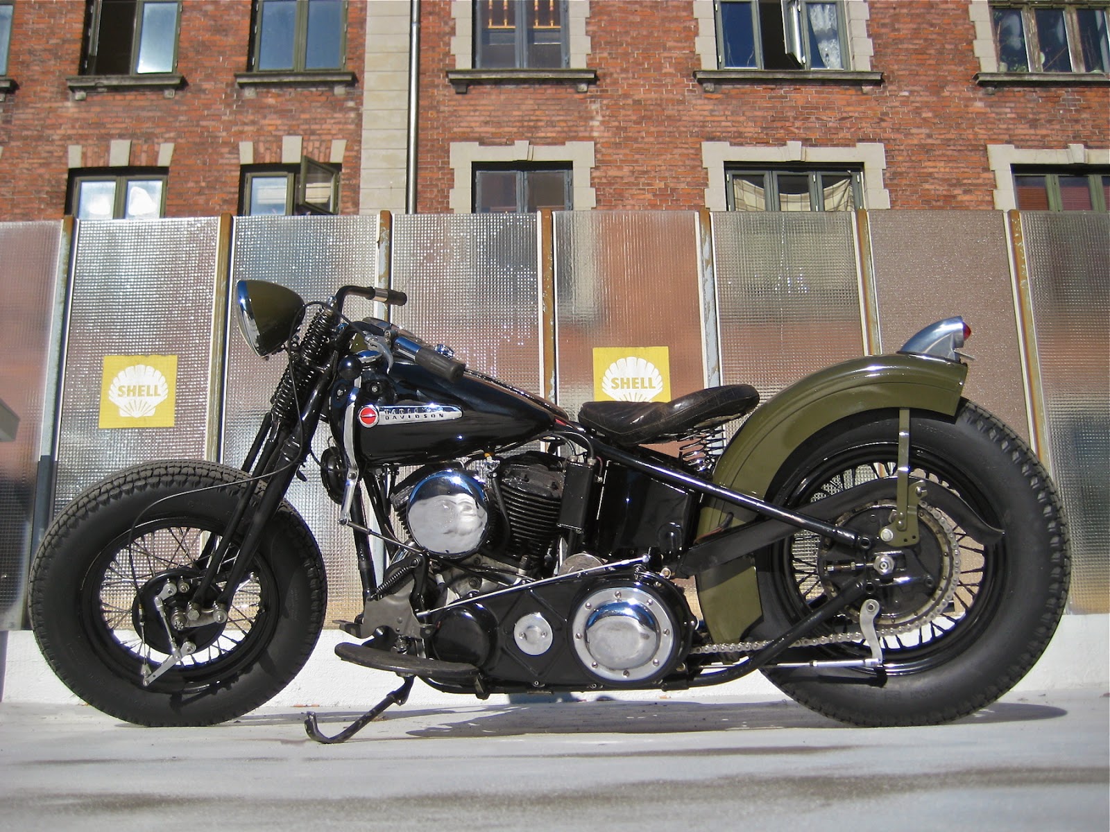 JAMESVILLE MOTORCYCLES: JAMESVILLE '37 UL FLATHEAD BOBBER