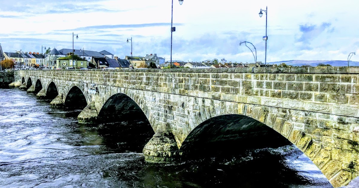 Patrick Comerford: Thomond Bridge, crossing Limerick’s ‘river of ...