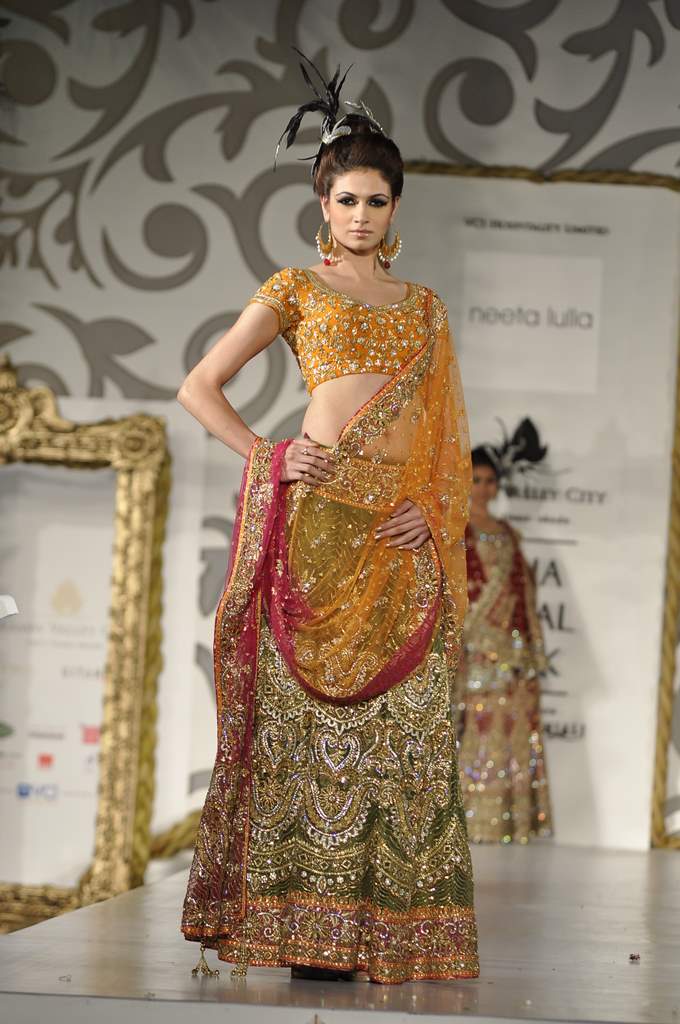 Emoo Fashion: Neeta Lulla Bridal Collection 2012