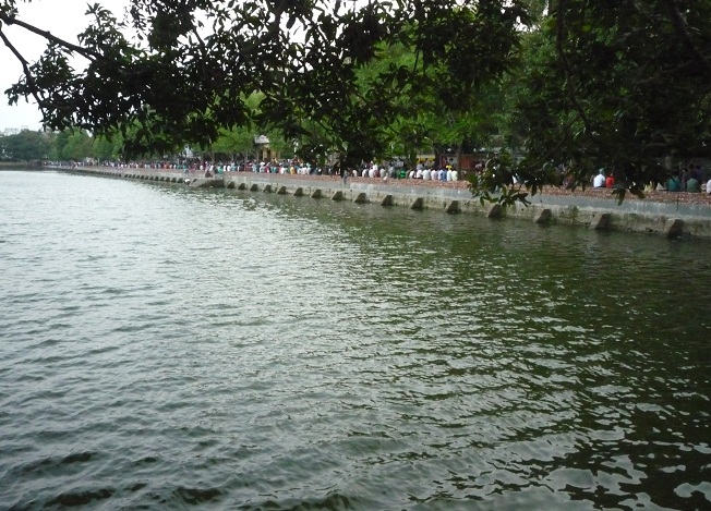 Homna - Comilla: Dhormo Sagor and Municipal Park | Comilla City