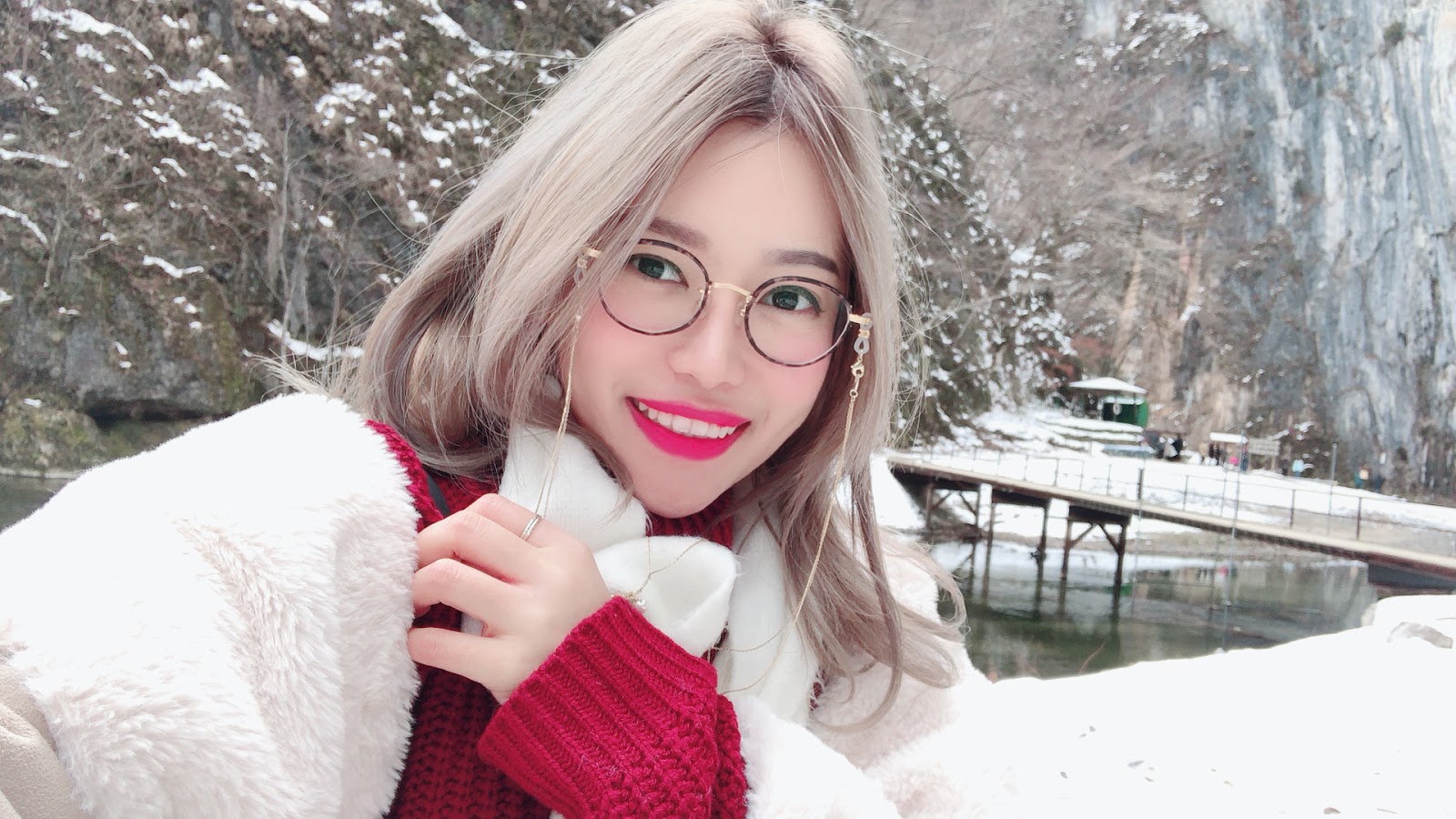 Geibikei Gorge in Winter - Stella Lee ☆ Indonesia Beauty and Travel Blog