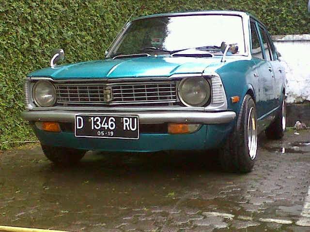 Dijual 2 Unit Corolla Jadul Tahun 77 dan 73 - BANDUNG - LAPAK MOBIL DAN ...
