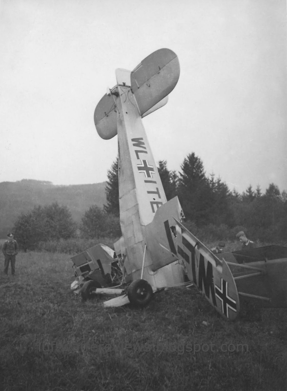 German Aviation, 1919-1945: Notes and Reviews: Gotha Go 145