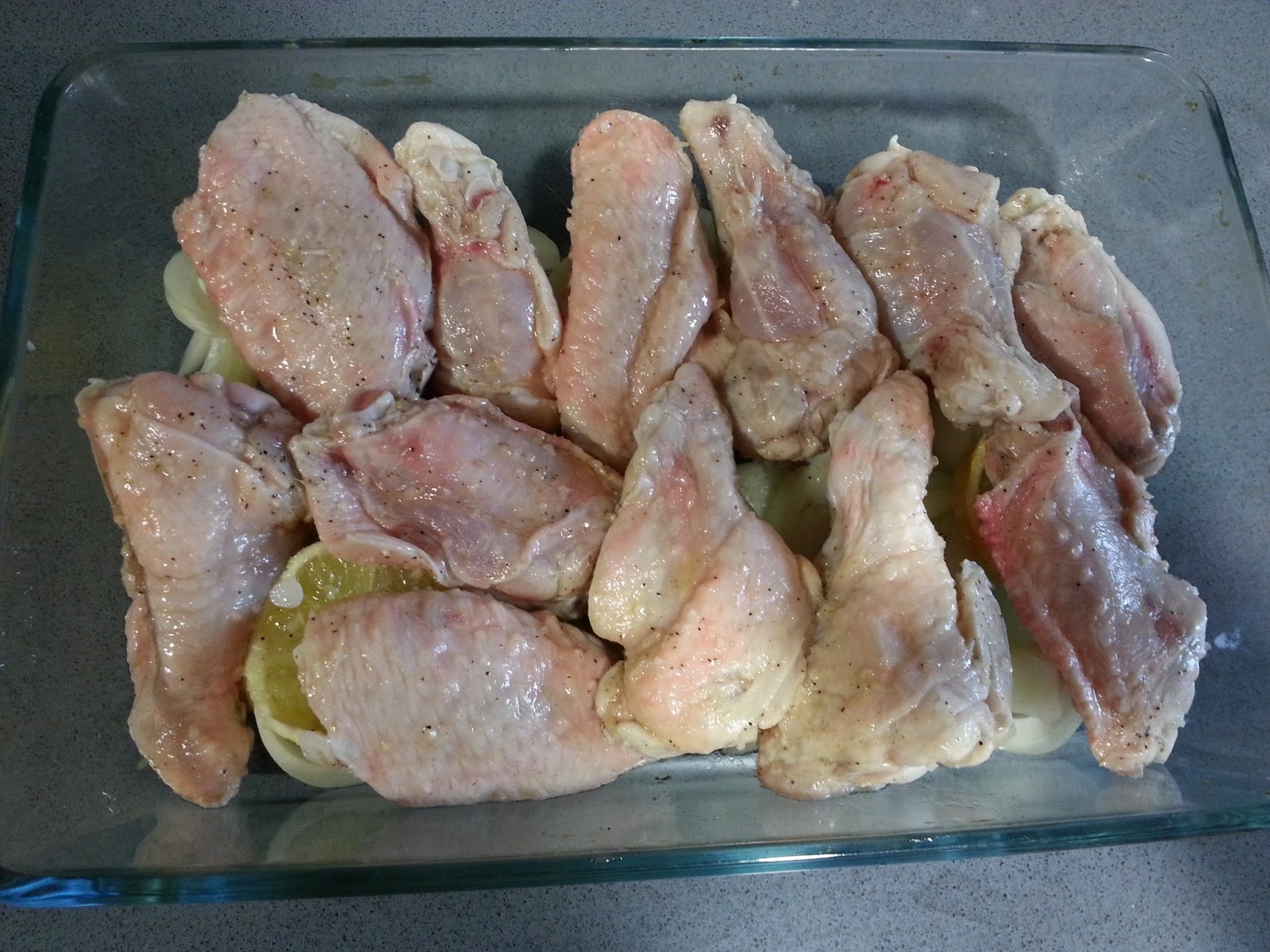 COMO PEZ EN LA COCINA: ALAS DE POLLO AL LIMON