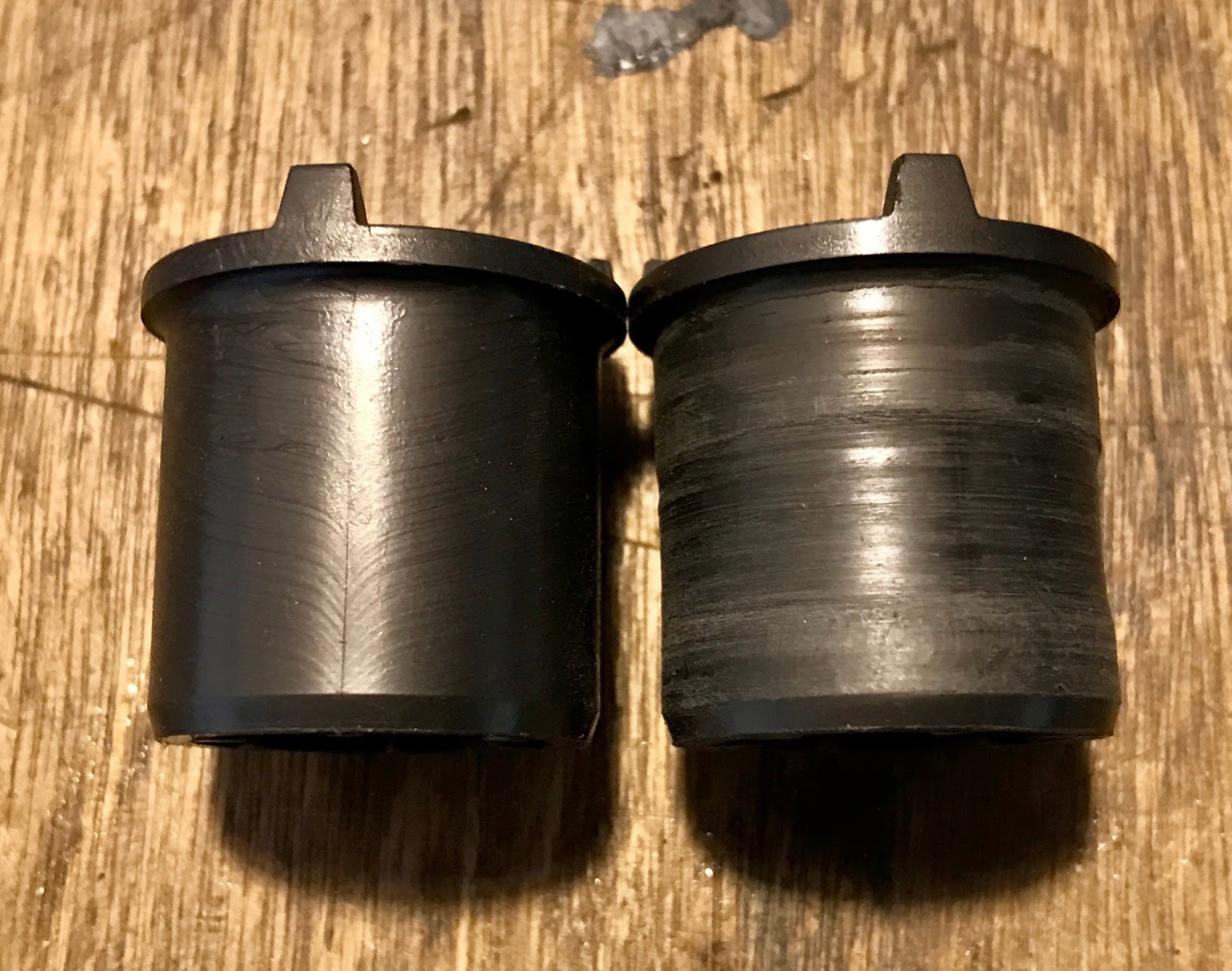 Richard's GBS Zero: Replace steering column bush