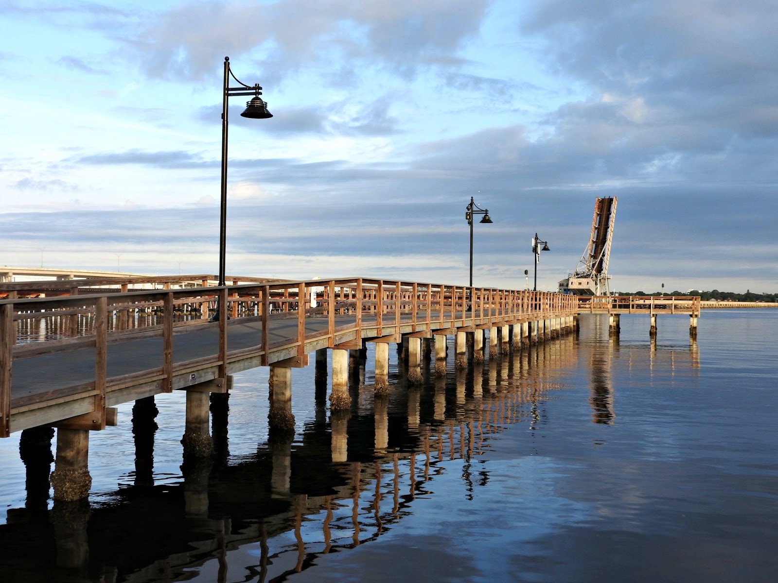 MadSnapper: Riverwalk 2016-Fishing Pier