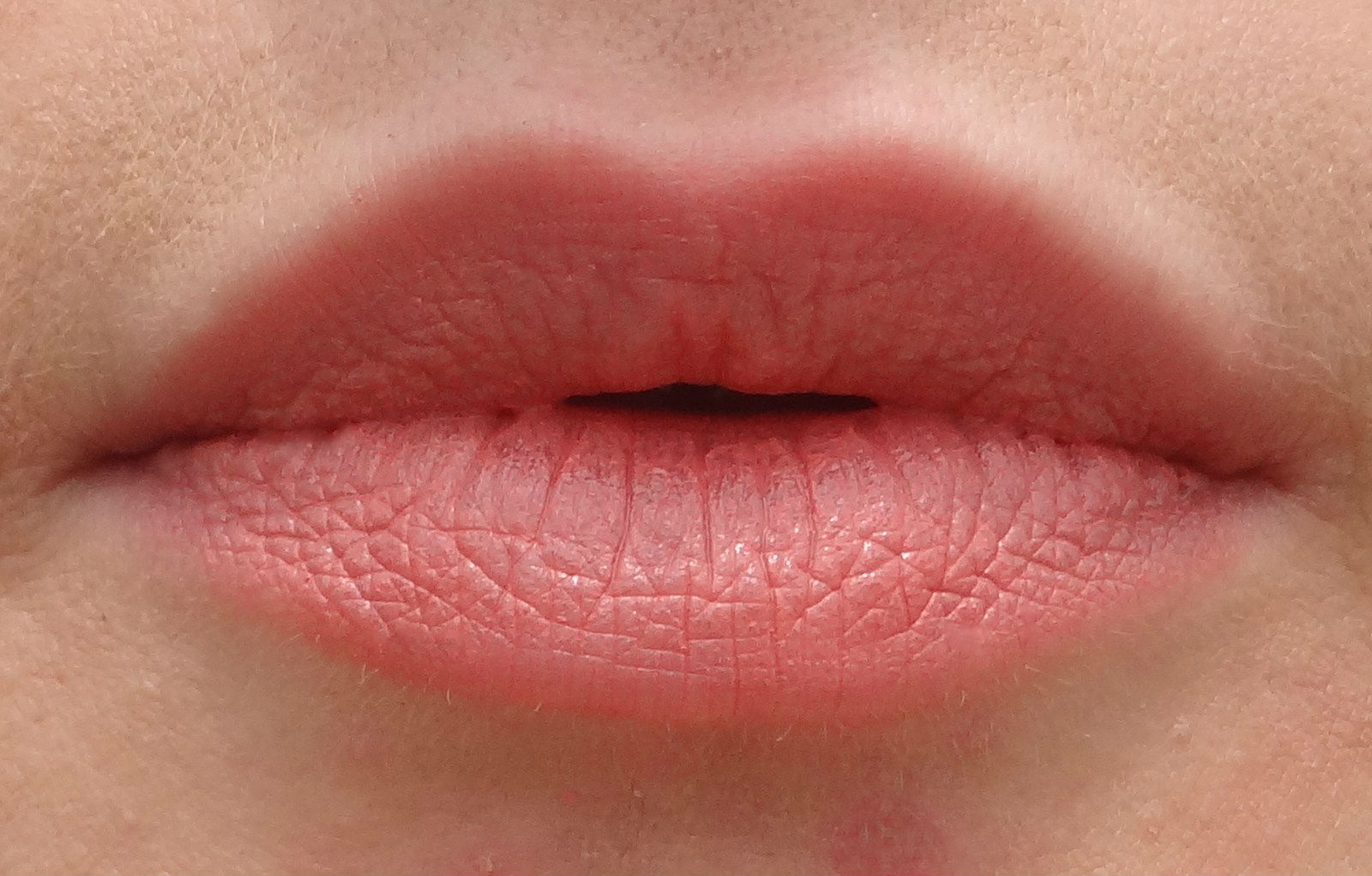 Journal d'une beauty paresseuse: Le Lip Crayon Mayan Sun : Laura ...