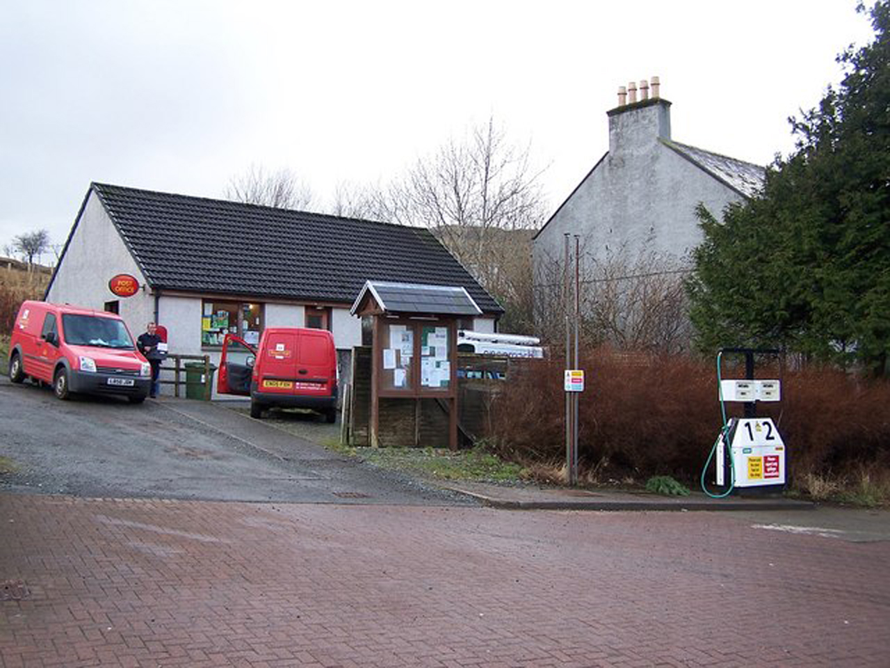 Skye in Pictures: Skye Villages - Carbost