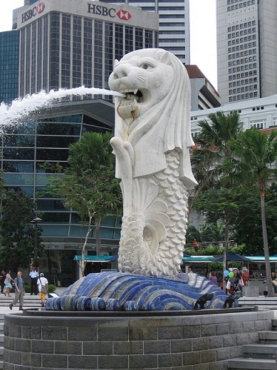 Merlion statue is one of Singapore's main tourist attractions are ...