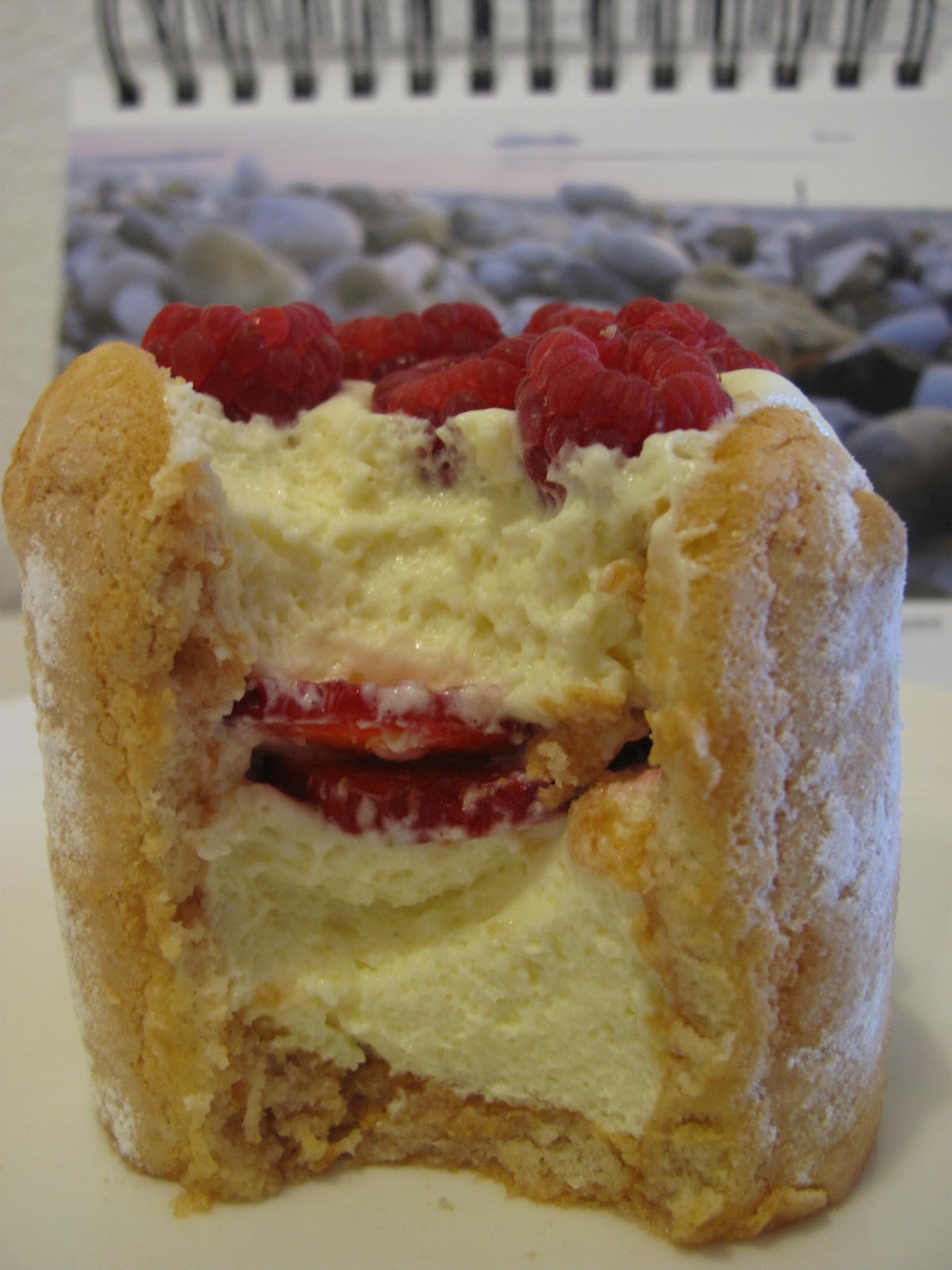 Gourmandises HomeCooked: Dessert : Charlotte Mousse Chocolat Blanc ...