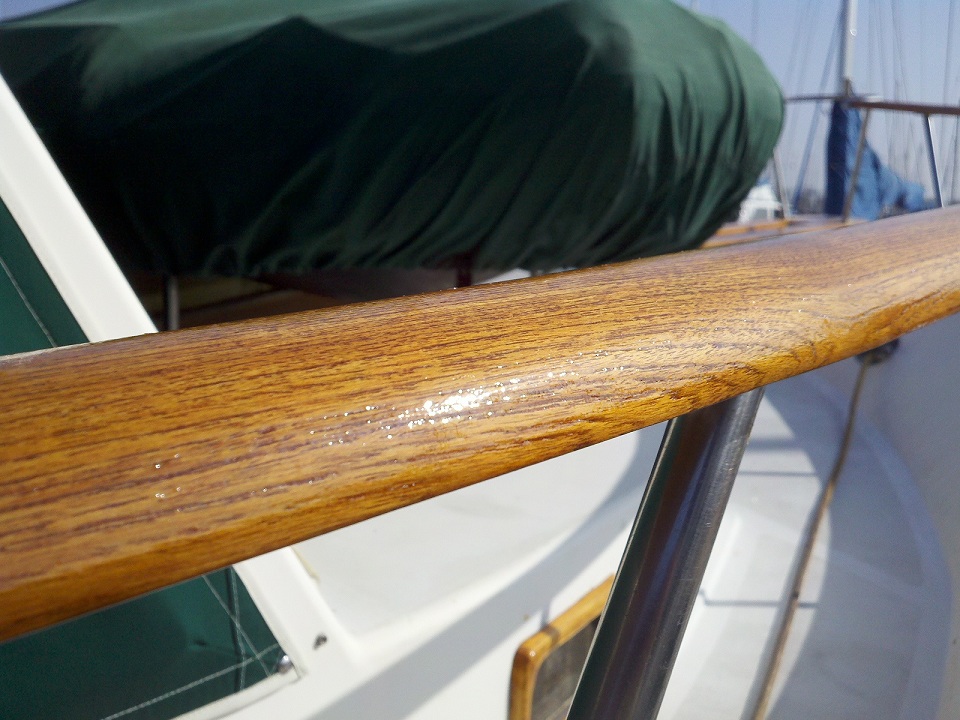 Chip & Debbie Willis on s\v Elegant'sea: Cetal teak Natural and cap rail?