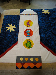 The Crafty Quilter's Closet: April 2011