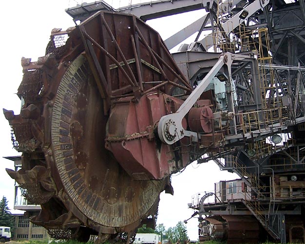 Ξωτικό: Ferropolis, η πόλη των εγκαταλελειμμένων μηχανών