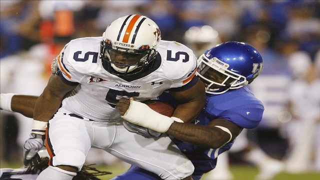 Leesburg Yellow Jackets Football News: Danny Trevathan to Represent ...