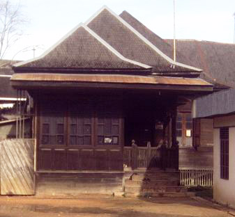 Rumah Adat Banjar ~ Banjarmasin-Culture