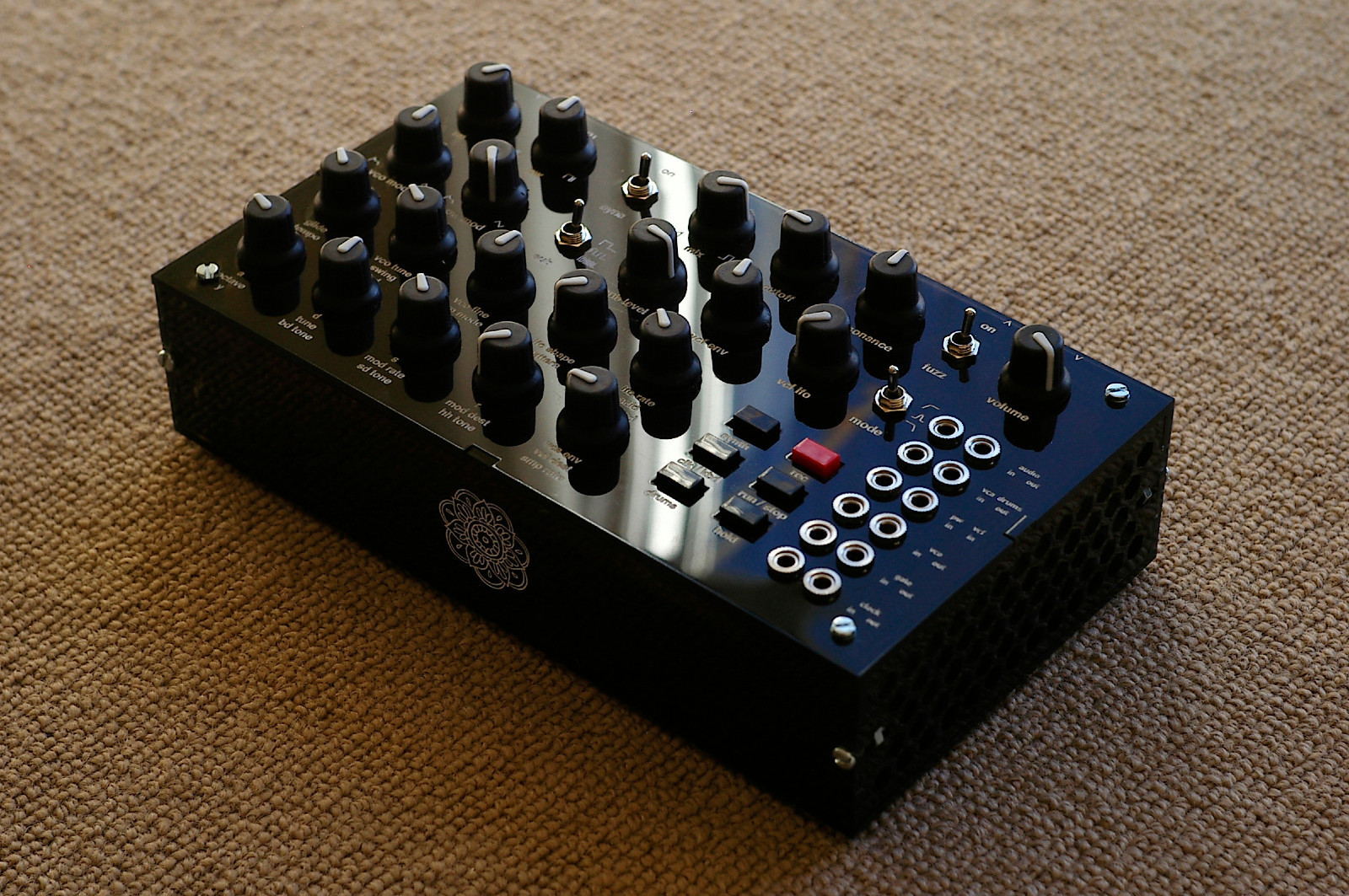 MATRIXSYNTH: Mutable Instruments Anushri Analog Synthesizer with Custom ...