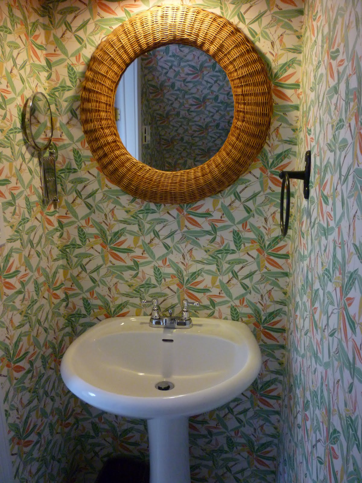 7 Park Avenue, Georgetown: 3rd FLOOR POWDER ROOM and NURSERY/OFFICE