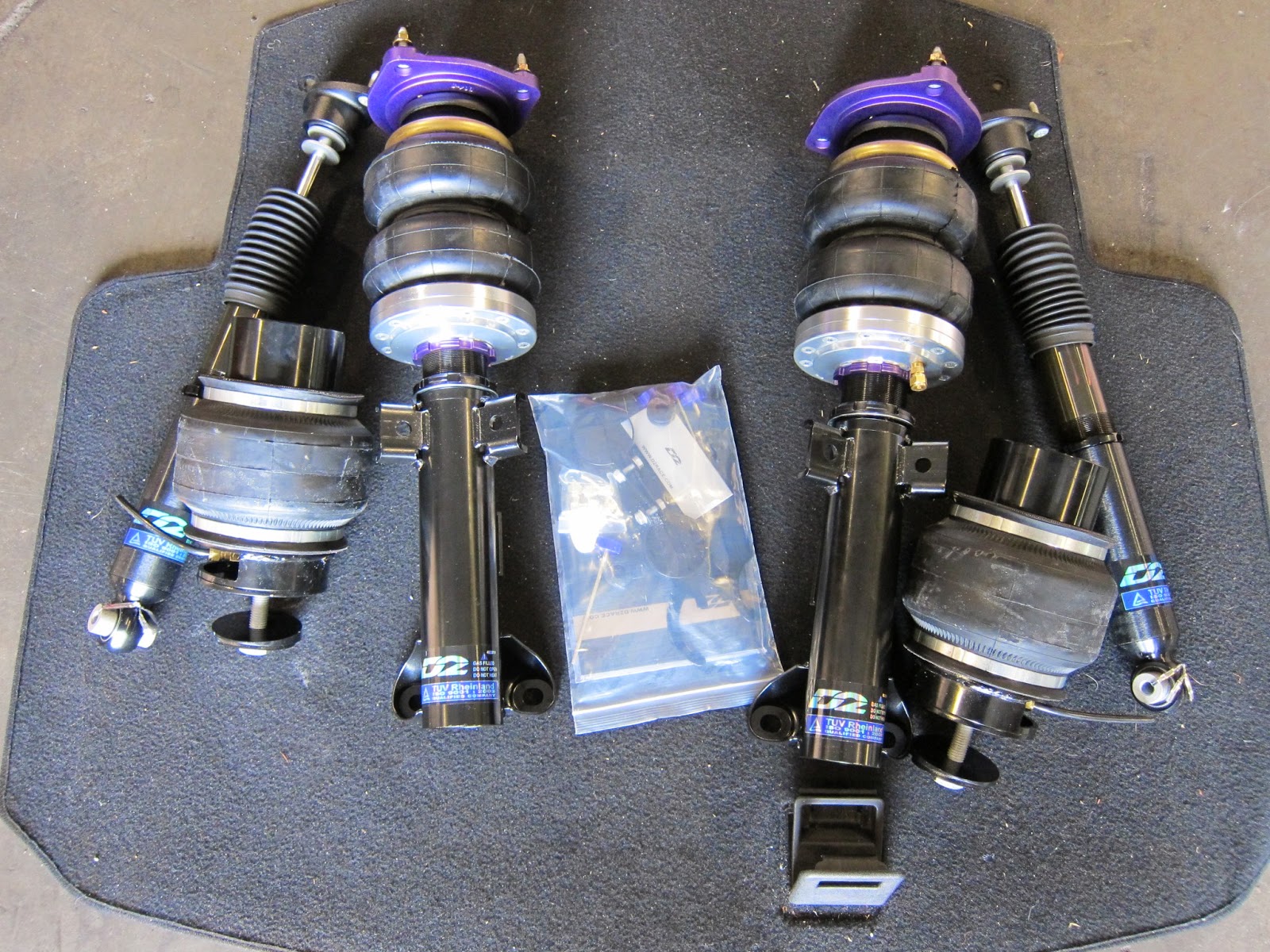 Flawless Fitment: Anh-tuan's 2009 Mercedes C300 - D2 Air Ride Install