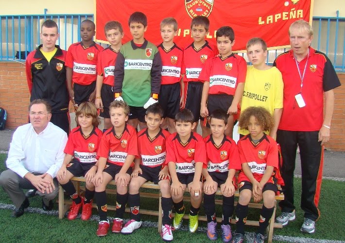 Blog de Juan Parralejo: El CF Ripollet, un equip de Primera...Catalana!