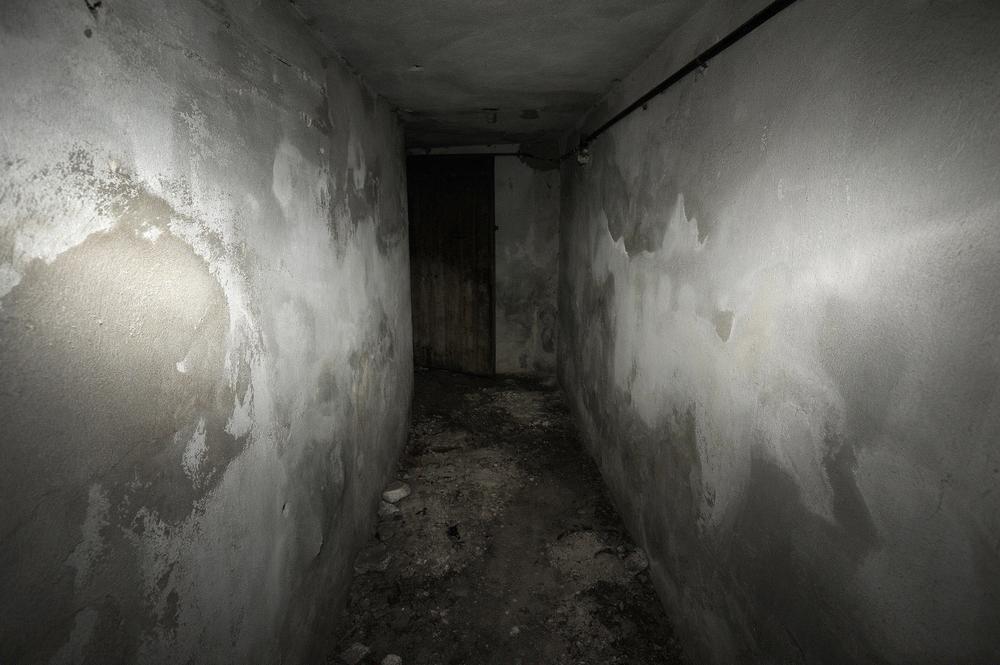 ΔΕΙΤΕ ΤΟ ΜΥΣΤΙΚΟ ΚΑΤΑΦΥΓΙΟ ΤΩΝ ΓΕΡΜΑΝΩΝ ΚΑΤΩ ΑΠΟ ΤΟ ΝΟΣΟΚΟΜΕΙΟ ...